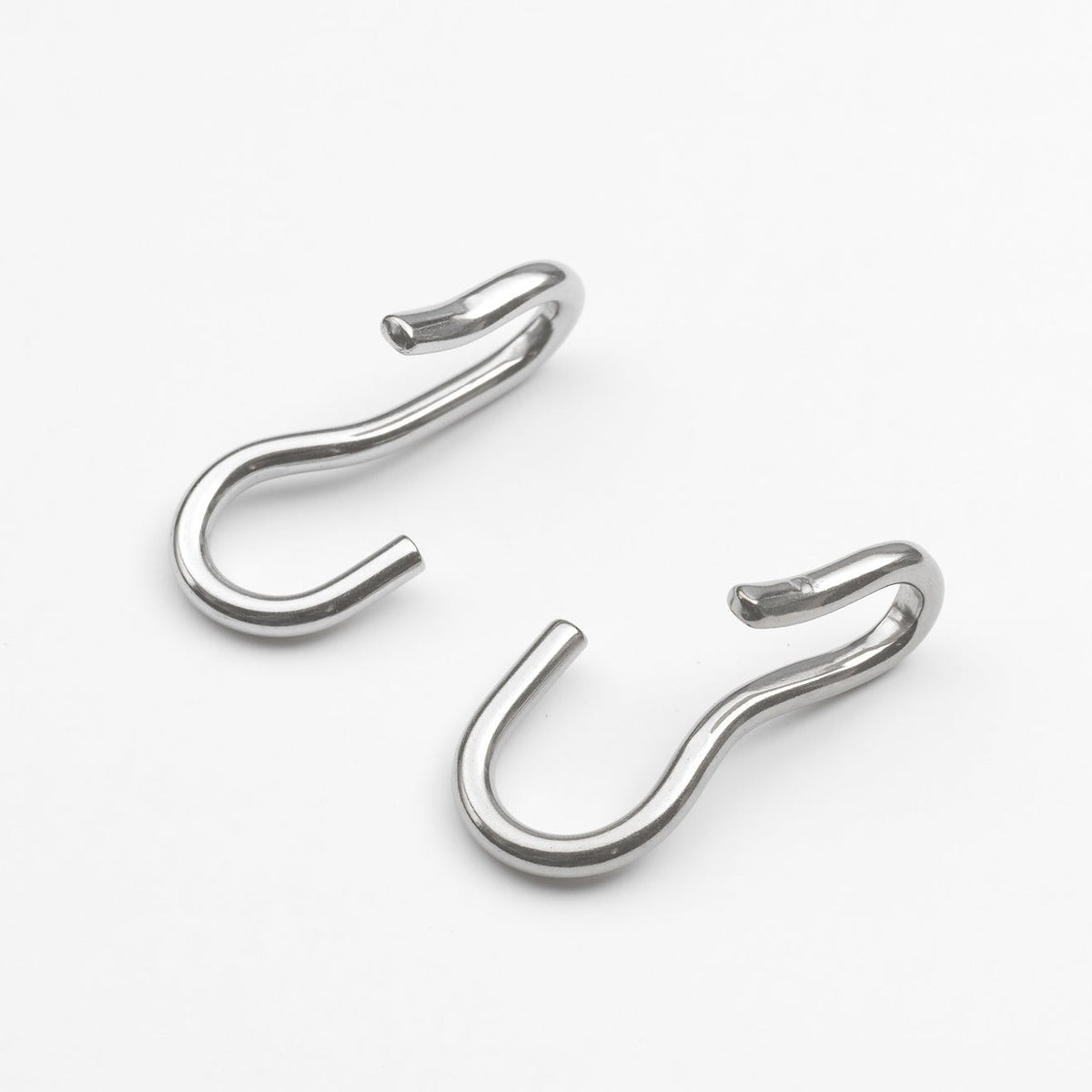 ERS 490437 Centaur Stainless Steel Curb Chain Hooks — Happy Horse Tack Shop